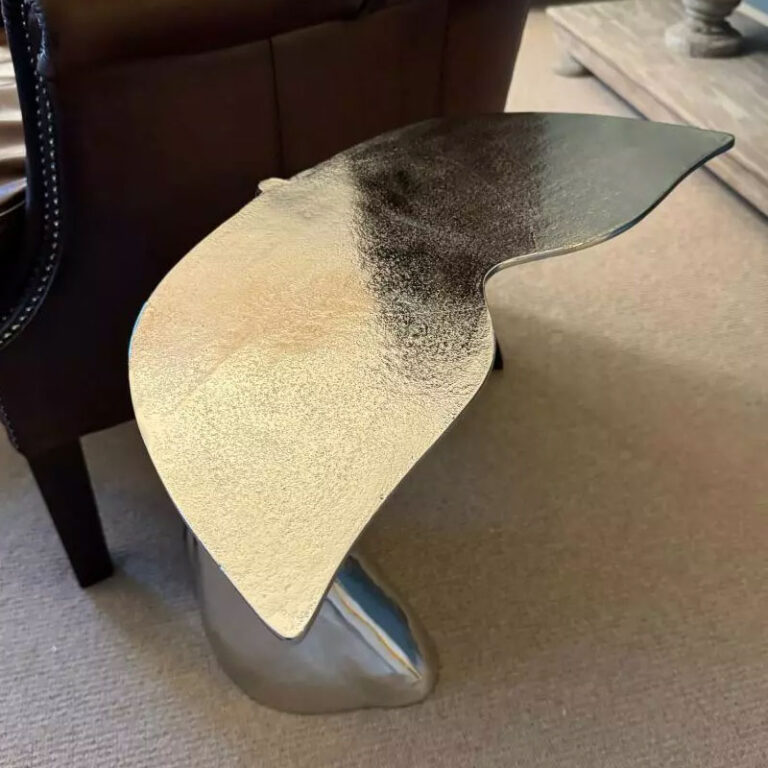 Silver Aluminium Metal Whale Tail Fin Animal Side Table End Table 55cm ...